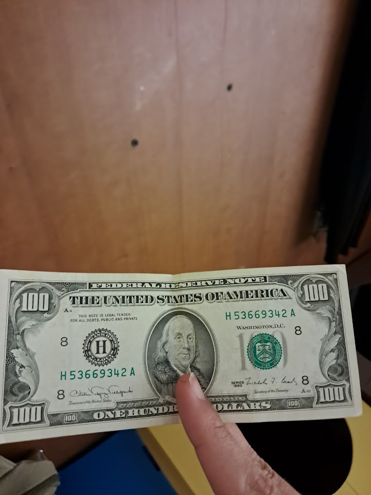 Elimde eski dolar var, bilen varsa bir yardım lazım. Bunu nasıl ...